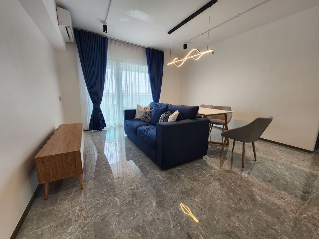 FOR SALE -n Brand New Unit with balcony in The Imperium at Capital ...