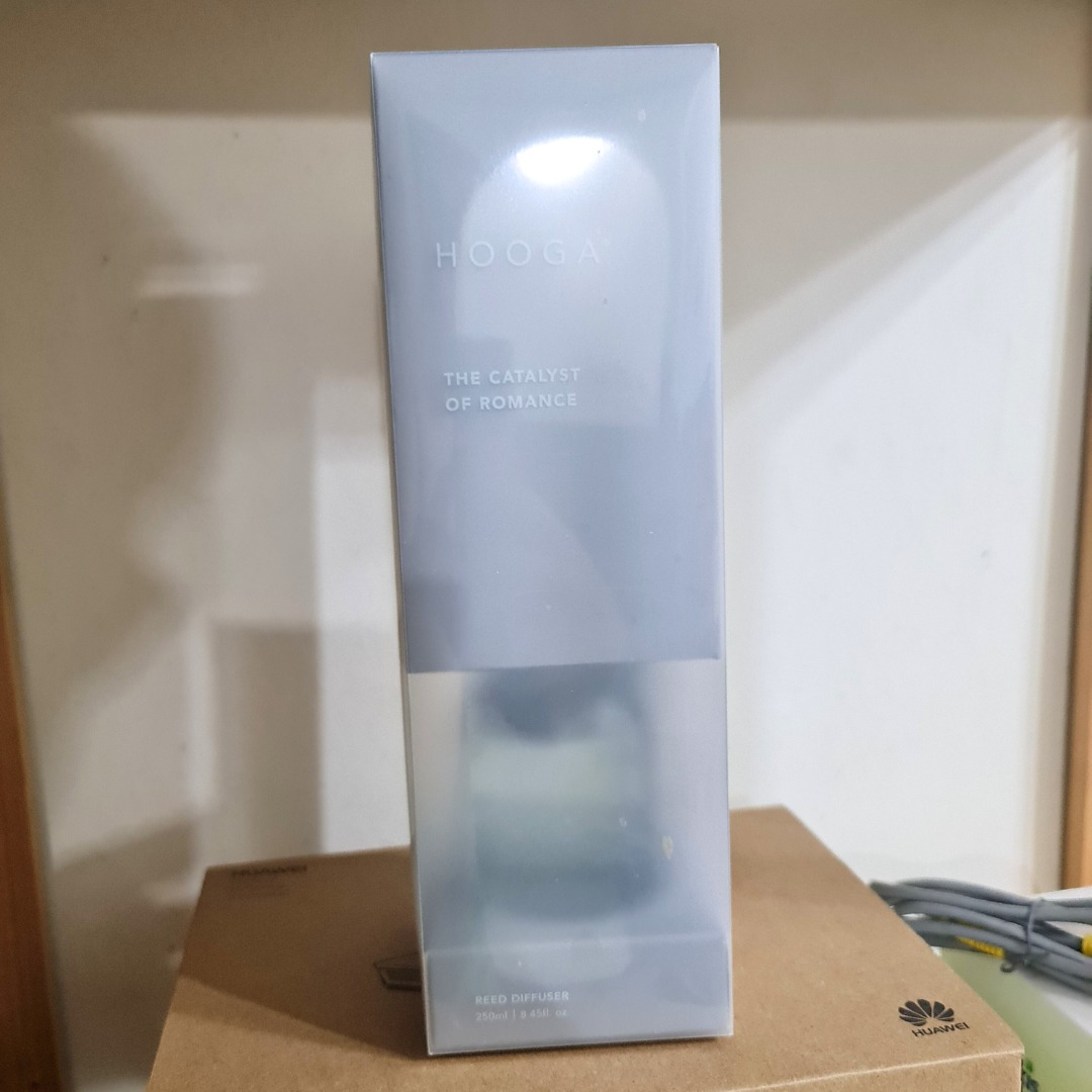 HOOGA - 250ml Reed Diffuser (Catalyst of Romance), Furniture & Home ...