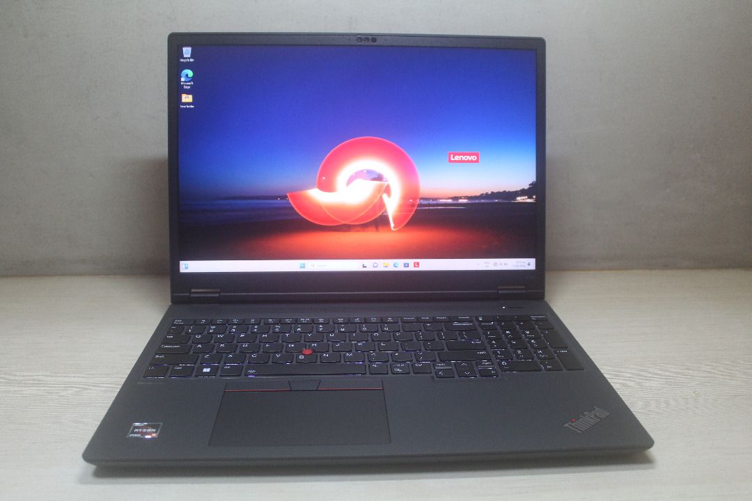 Lenovo Thinkpad P16v WQUXGA Ryzen 9 7940HS Nvidia RTX2000 ADA mobile ...