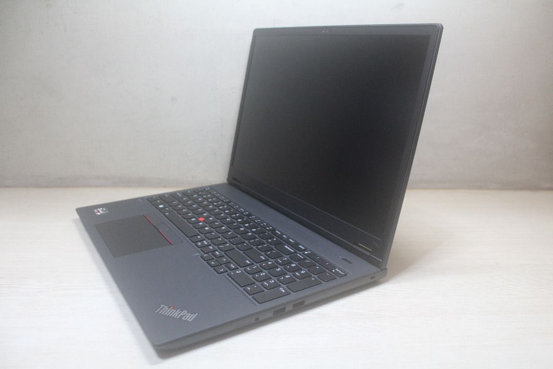 Lenovo Thinkpad P16v WQUXGA Ryzen 9 7940HS Nvidia RTX2000 ADA mobile ...