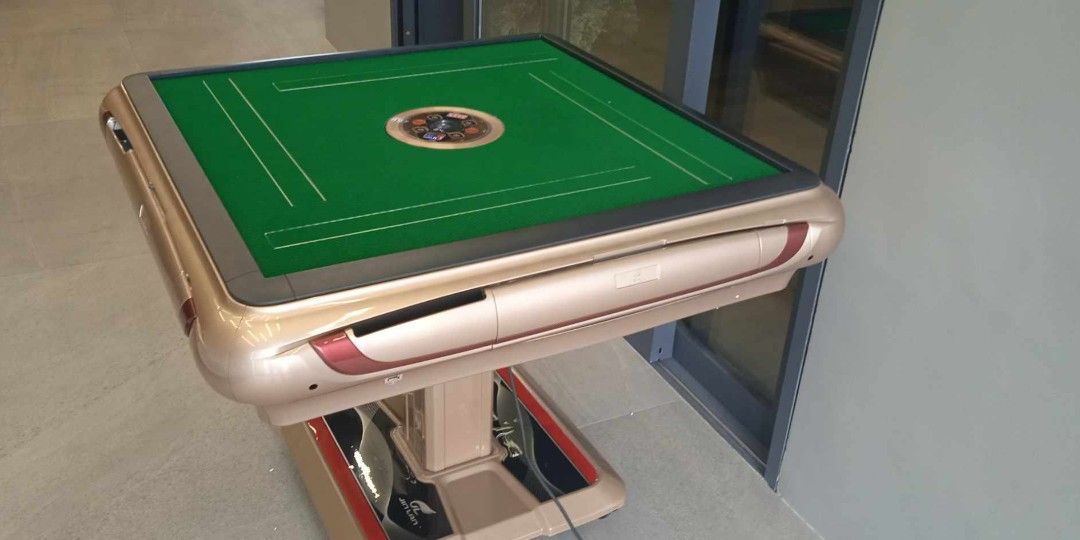 Mahjong table set, Commercial & Industrial, Industrial Equipment on ...