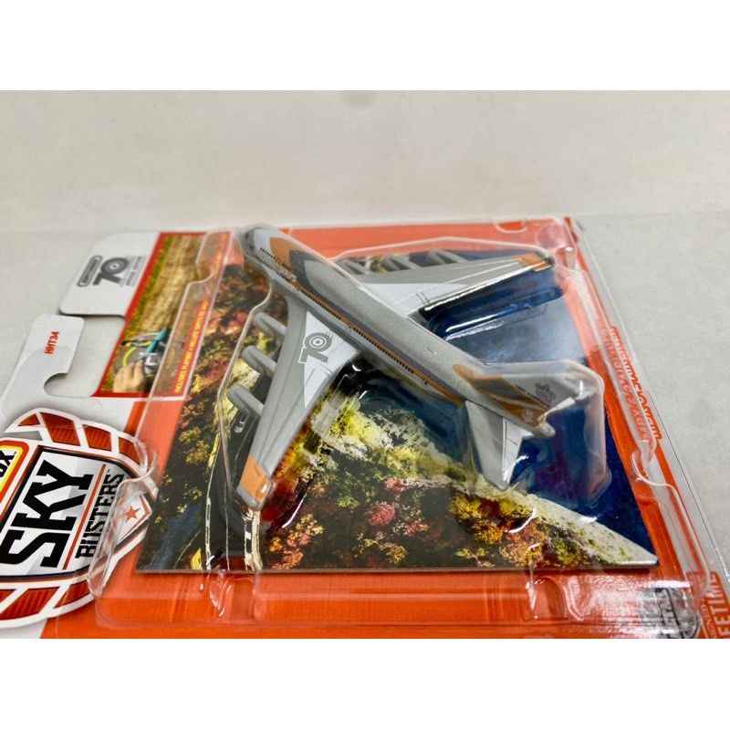 Matchbox MBX 6-2 AIRLINER Metallic Grey Sky Busters Passenger Aircraft ...
