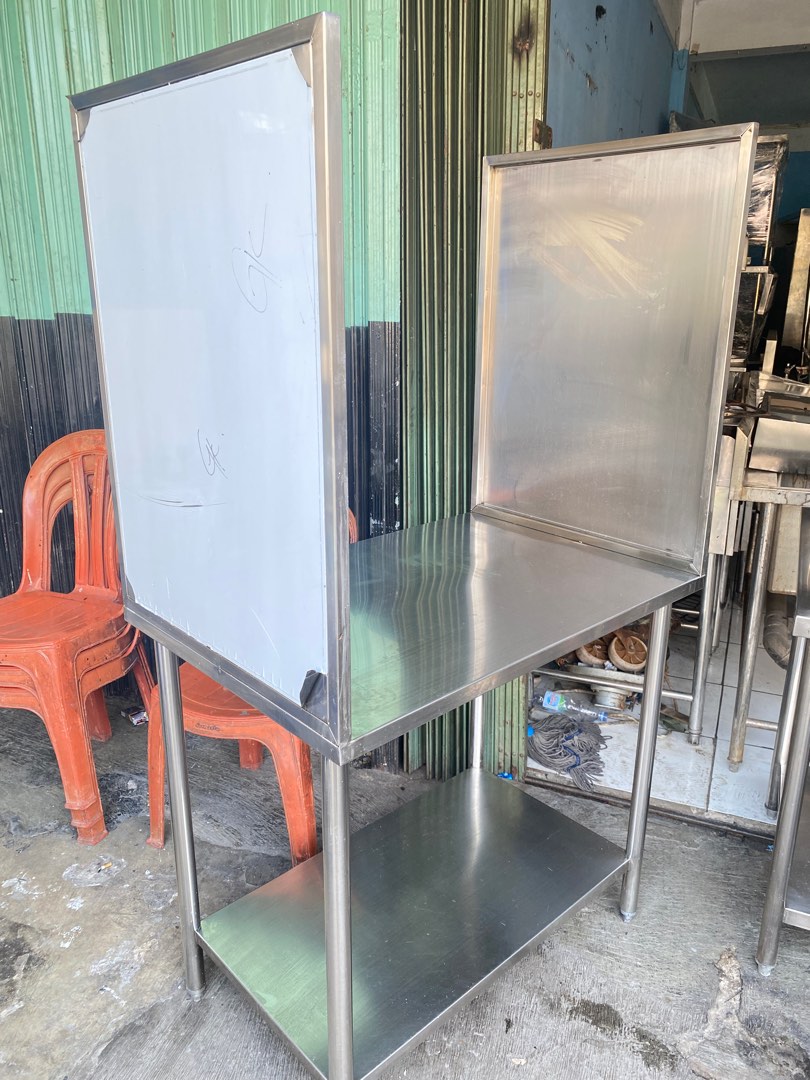 Meja stainless 90x60x85 cm dengan sekat, Kitchen & Appliances di Carousell