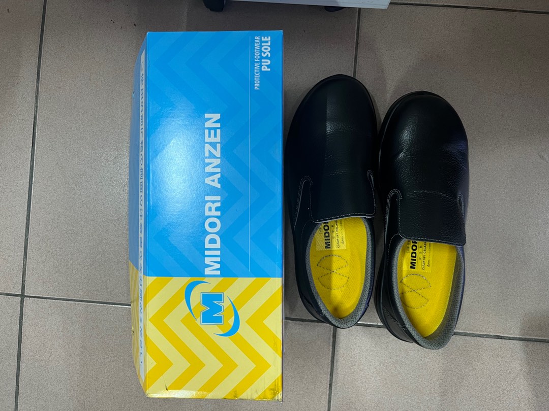 Midori Anzen Safety Shoe, Men's Fashion, Footwear, Boots on Carousell