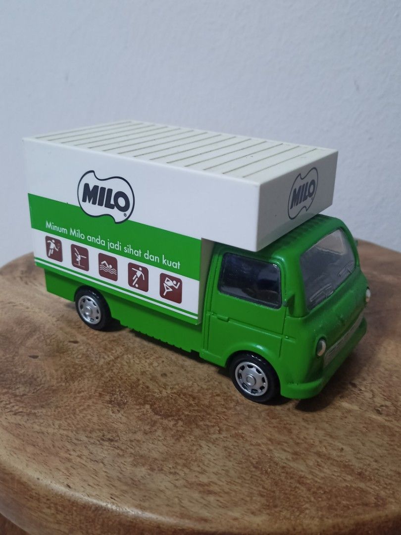 Milo Van Collection (Big), Hobbies & Toys, Collectibles & Memorabilia ...