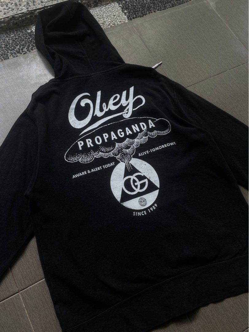 Obey Propaganda Vintage Zipper Hoodie, Men's Fashion, Tops & Sets ...