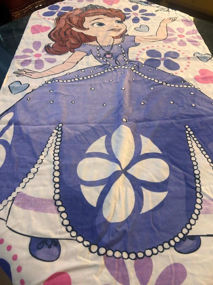 Sofia The First Disney Princess Bath Towel Size XL, Furniture & Home Living, Bedding & Towels on ...