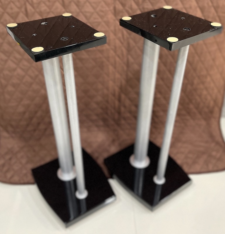 SPEAKER STANDS, Audio, Other Audio Equipment on Carousell