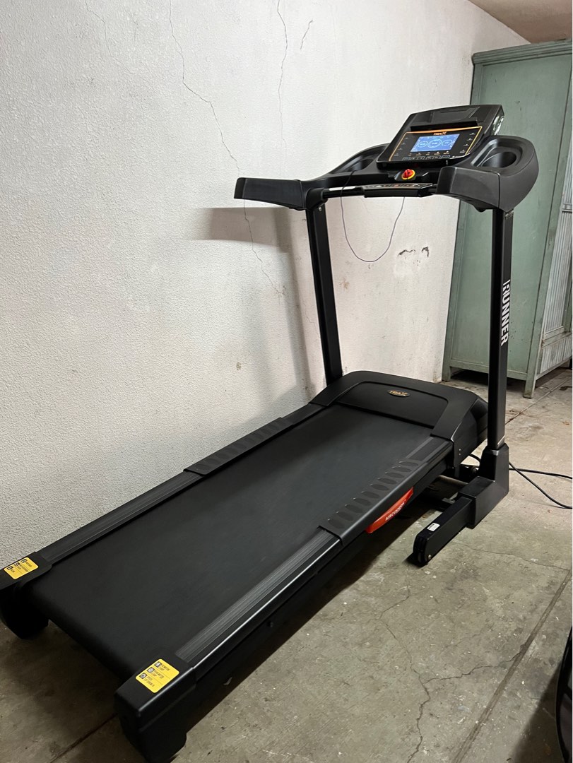 Trax Runner, Sports Equipment, Exercise & Fitness, Cardio & Fitness ...