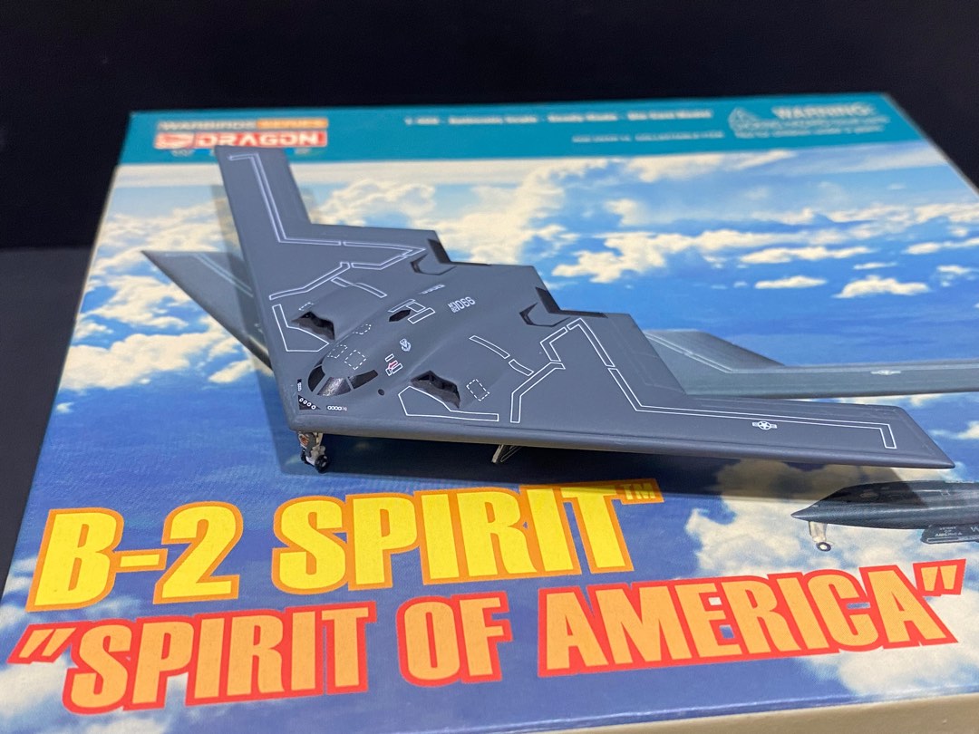 1/400 Dragon USAF B-2 Stealth Bomber Military Model, nt NG GJ JC on ...