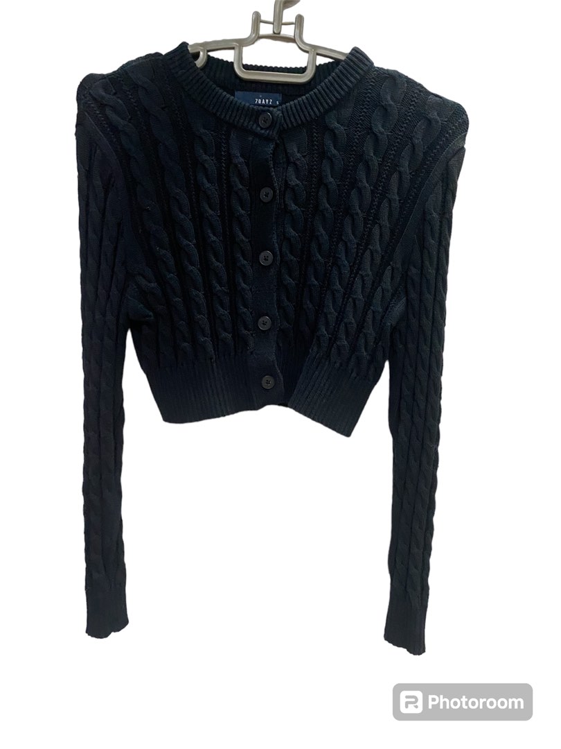 cardigen tocang, Women's Fashion, Coats, Jackets and Outerwear on Carousell