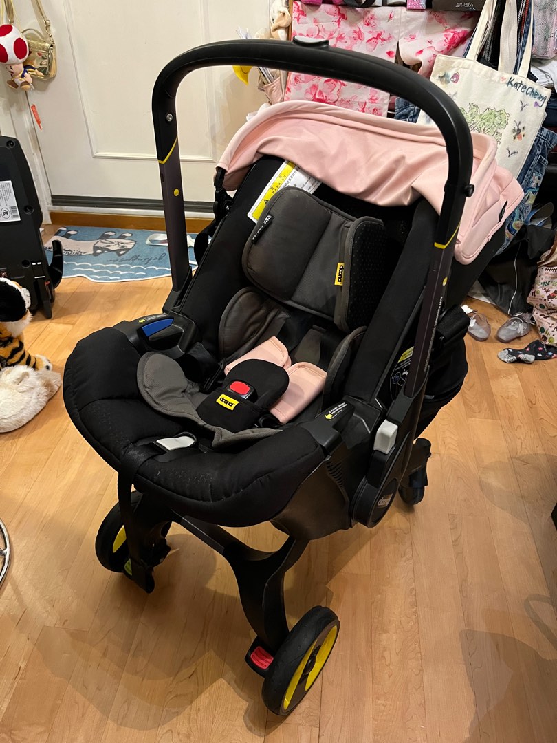 Doona - Infant Car Seat & Stroller (with ISO-Fix Base & Rain Cover), 兒童 ...