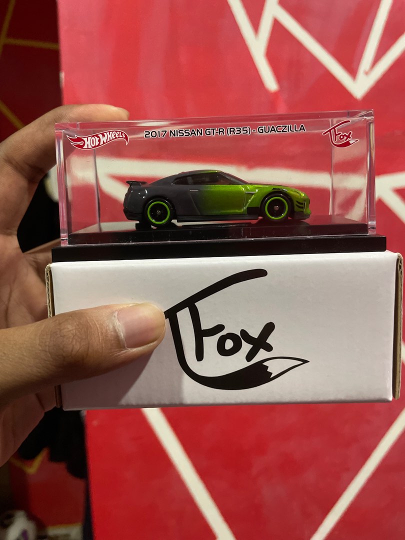Hotwheels Tfox 2017 Nissan Skyline GTR R35 Genuine original set, Hobbies & Toys, Toys & Games on ...