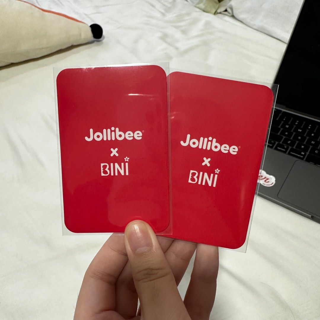 Jollibini Maloi Heart Pose, Hobbies & Toys, Memorabilia & Collectibles ...