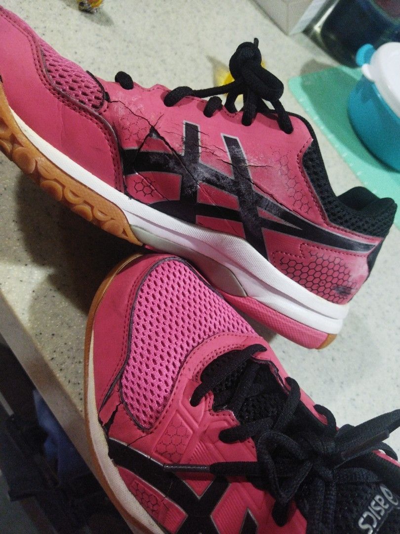 KASUT BADMINTON, Sports Equipment, Other Sports Equipment and Supplies ...