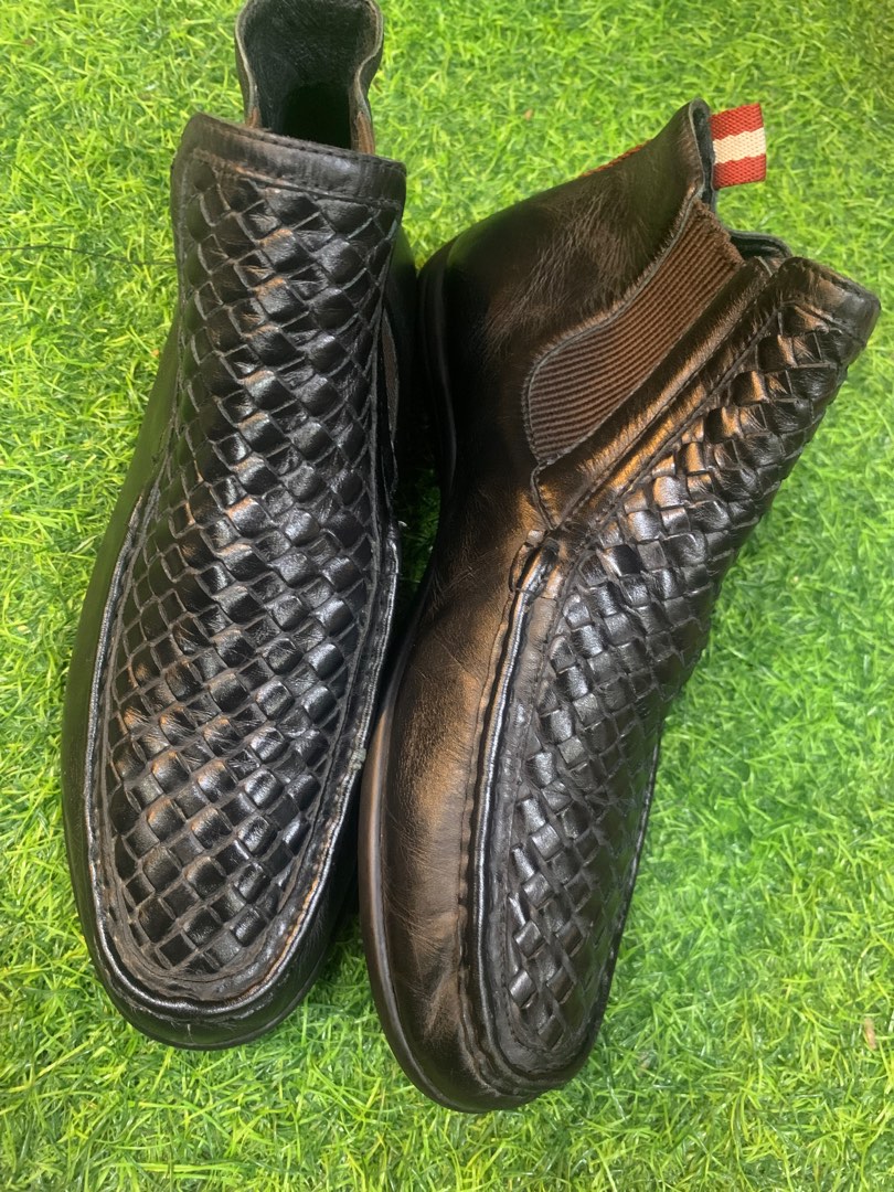 Kasut Kulit vintage style used Boots, Men's Fashion, Footwear, Boots on ...