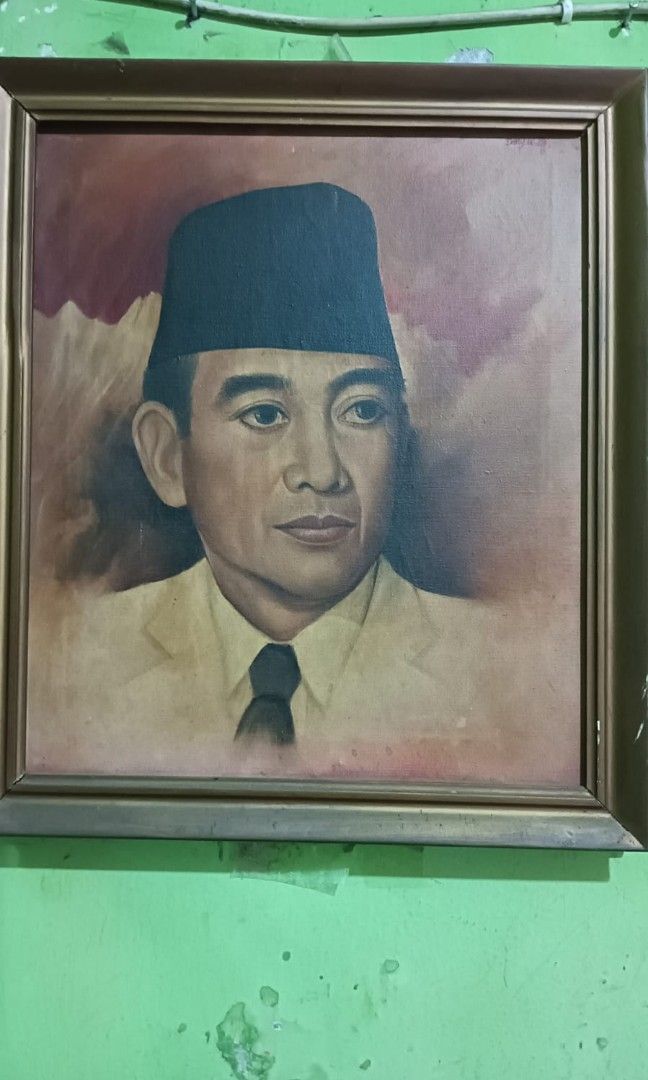 Lukisan ir Soekarno dan bung hatta, Desain & Kerajinan Tangan, Karya Seni di Carousell