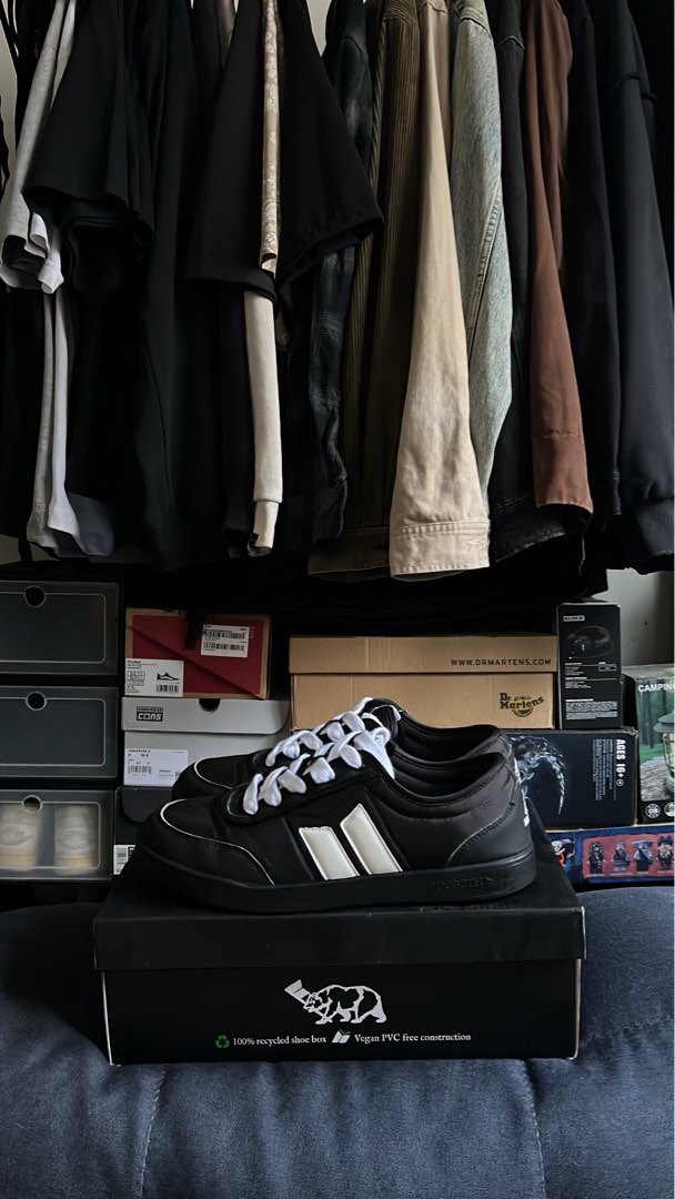 Macbeth boomer, Men's Fashion, Footwear, Sneakers on Carousell