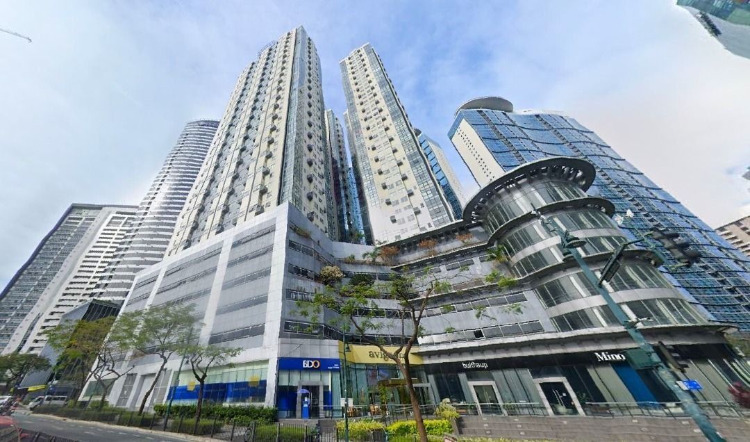 Open Layout Bi-level Condo for Sale in Fort Victoria, BGC, Taguig City ...