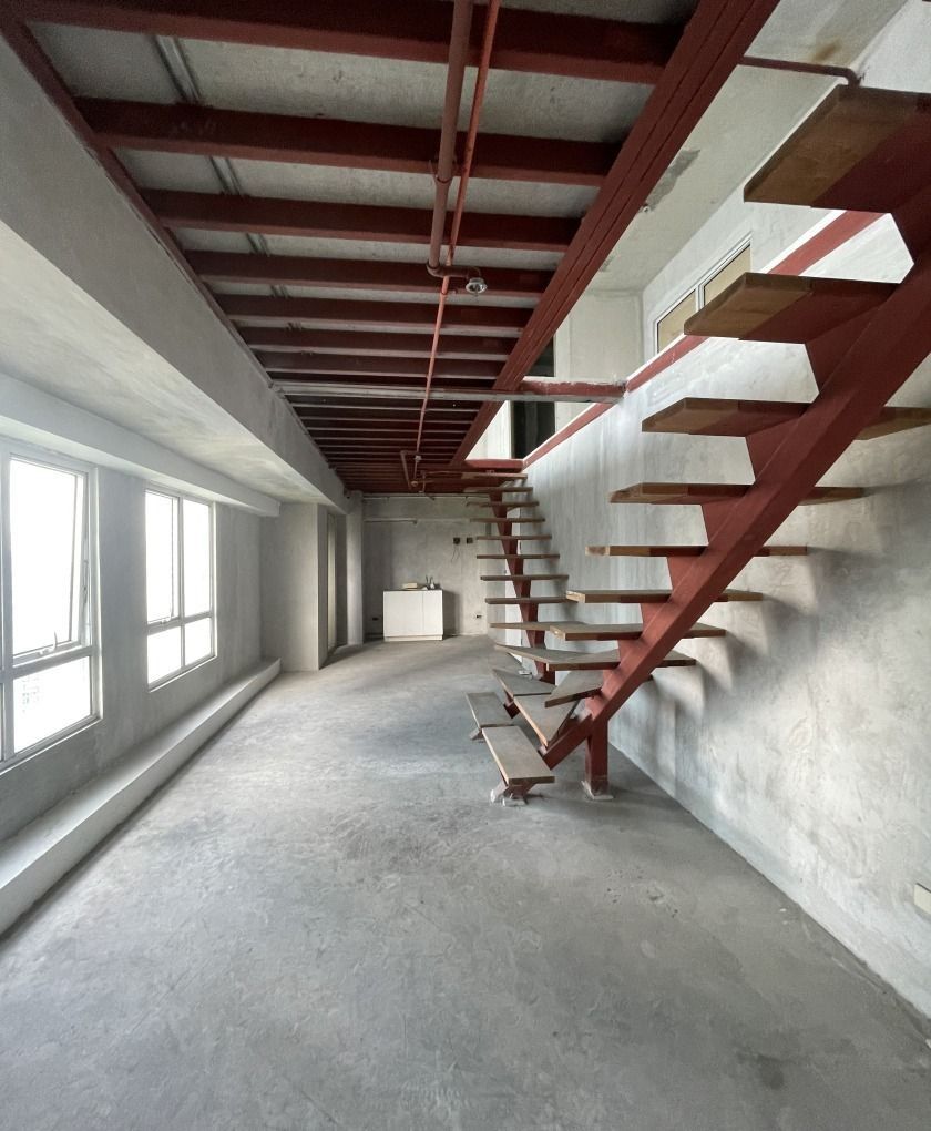 Open Layout Bi-level Condo for Sale in Fort Victoria, BGC, Taguig City ...