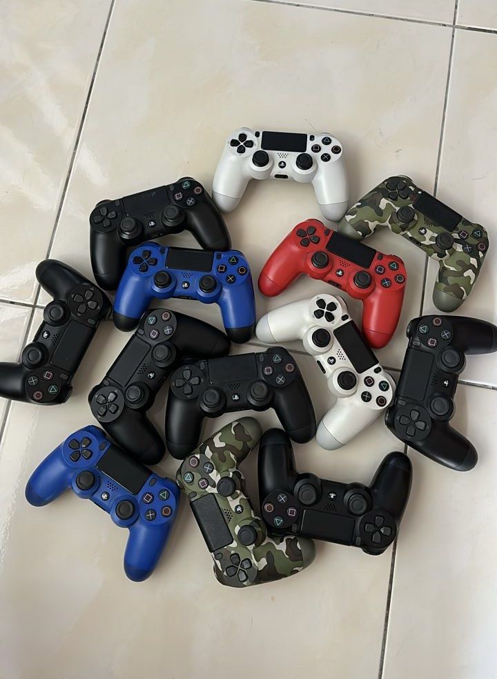 ORIGINAL Sony PS4 Dualshock4 Controllers (GOOD CONDITION), Video Gaming ...