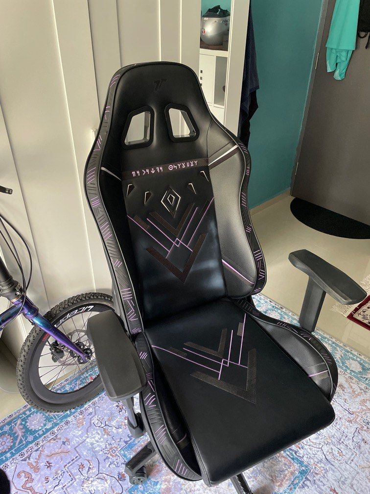 TTRacing X Marvel Black Panther Wakanda Gaming Chair, Furniture & Home ...