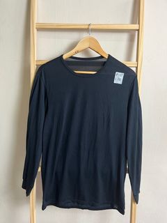 Uniqlo heattech inner, Women's Fashion, Tops, Blouses on Carousell