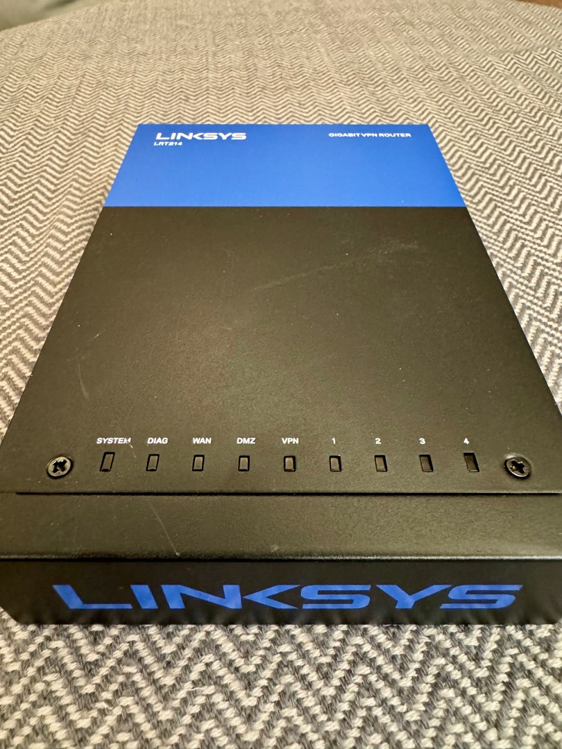 Linksys Business LRT224 Duel WAN Gigabit VPN Router 路由器, 電腦＆科技, 商務用科技產品 ...