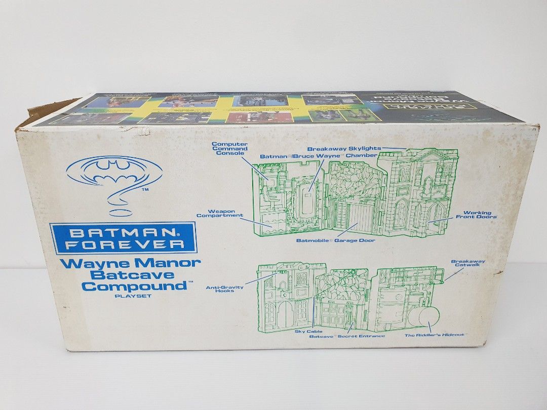 1995 BATMAN FOREVER BATCAVE WAYNE MANOR BATCAVE COMPOUND PLAYSET KENNER ...