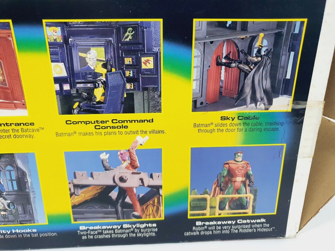 1995 BATMAN FOREVER BATCAVE WAYNE MANOR BATCAVE COMPOUND PLAYSET KENNER ...
