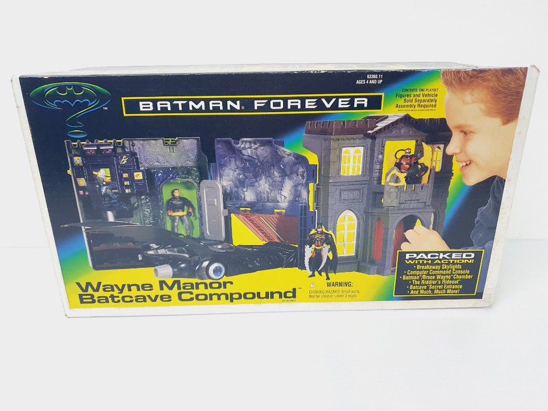 1995 BATMAN FOREVER BATCAVE WAYNE MANOR BATCAVE COMPOUND PLAYSET KENNER ...