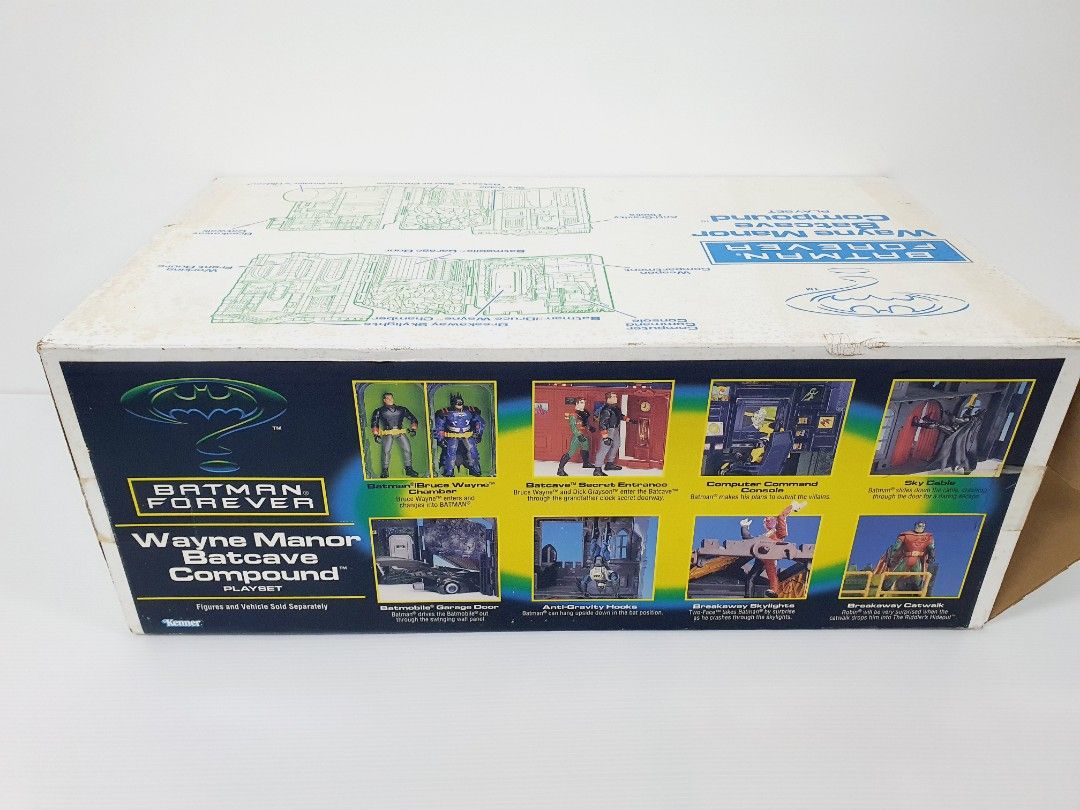 1995 BATMAN FOREVER BATCAVE WAYNE MANOR BATCAVE COMPOUND PLAYSET KENNER ...
