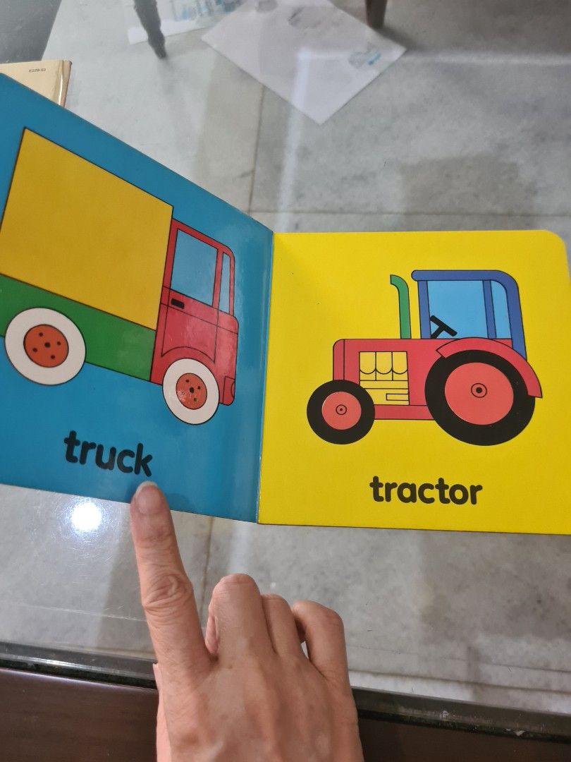 Buku cocok buat Batita... learn abt transportation in English. Board ...
