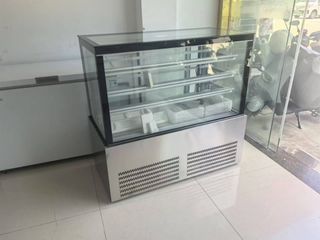 GLASS CAKE SHOWCASE CHILLER / CAKE DISPLAY CHILLER / TABLE TOP CAKE ...