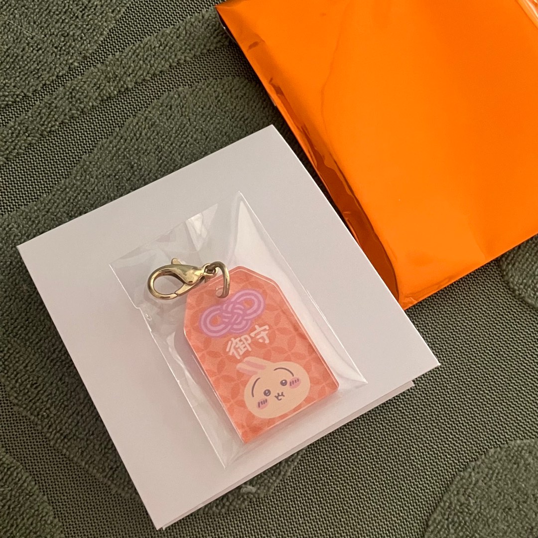 Chiikawa 御守 兔仔 Wusagi 烏薩奇, 興趣及遊戲, 玩具 & 遊戲類 - Carousell