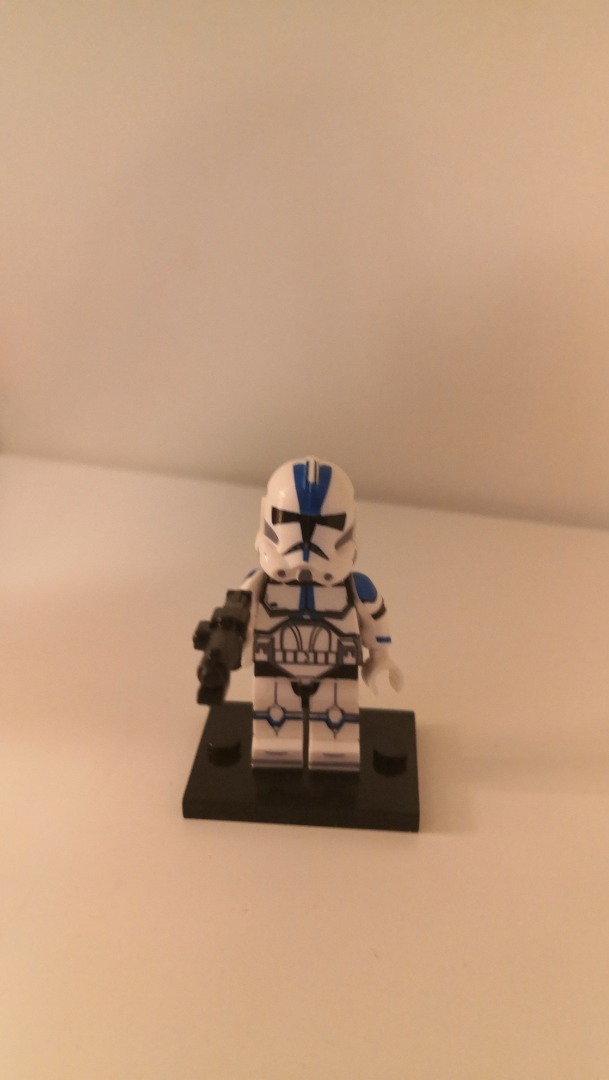 CUSTOM Lego Star Wars 501st Clone Trooper with custom blaster, 興趣及遊戲 ...