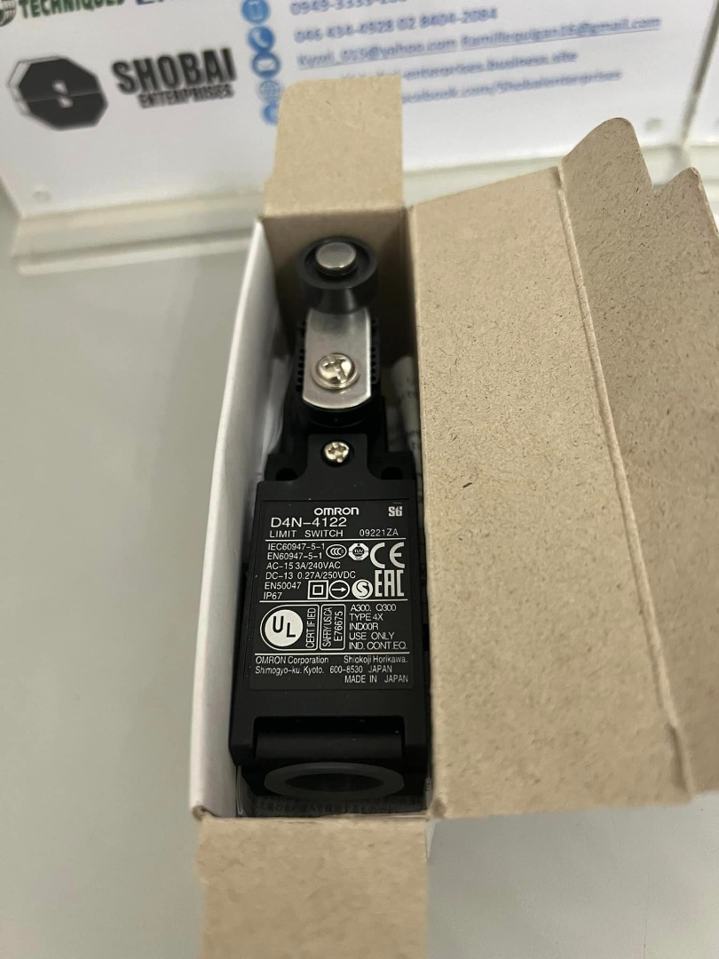 D4N4122 - Omron Industrial Automation - Limit Switch, Miniature, Roller Lever, Commercial ...