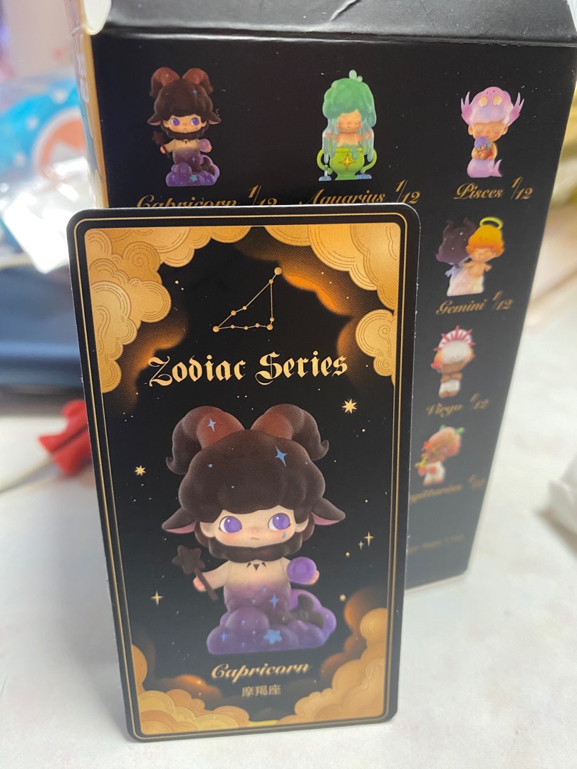 Dimoo 星座 盲盒 魔羯座, 興趣及遊戲, 玩具 & 遊戲類 - Carousell