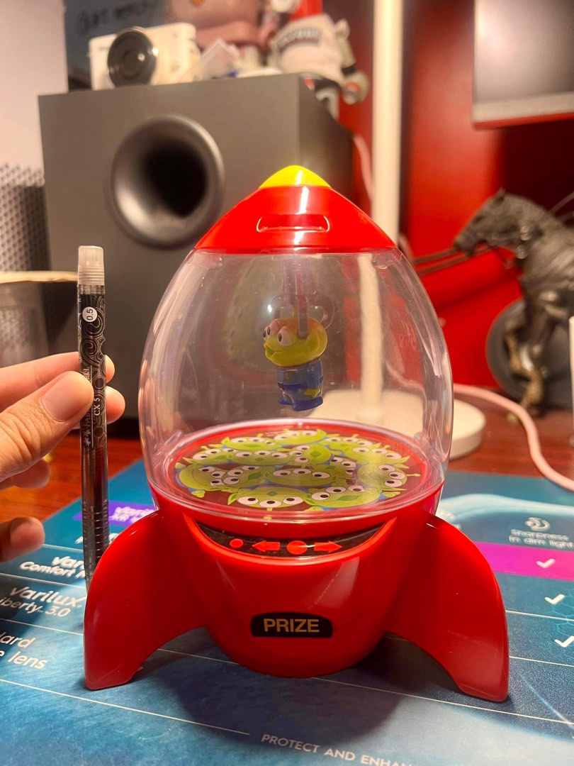 Disney Alien Spaceship Prize Arcade, Hobbies & Toys, Toys & Games on ...