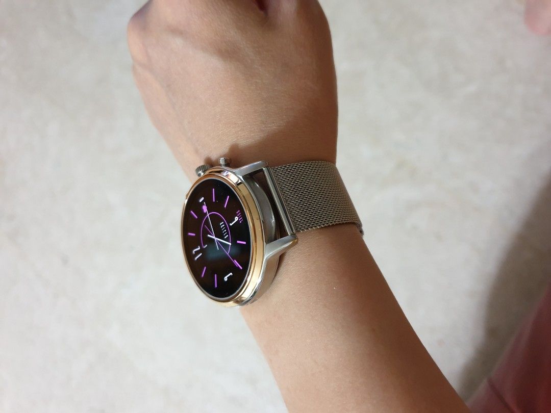 xx FOSSIL Smart watch touch screen, Mobile Phones & Gadgets, Wearables ...