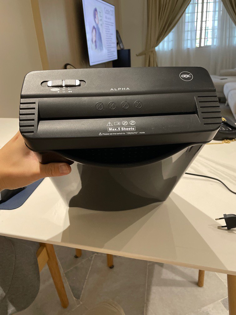 Gbc alpha paper shredder, Everything Else, Others on Carousell