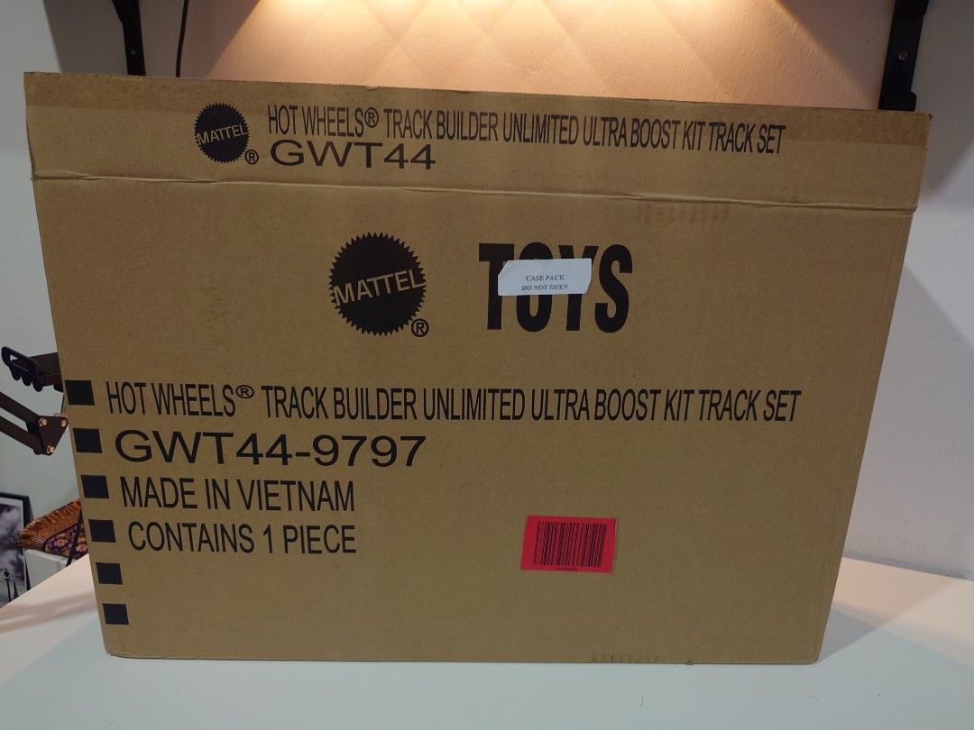 Hot wheels ultra booster track kit Trackset, Hobbies & Toys, Toys ...