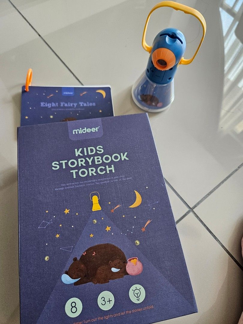 Kids storybook torch, Hobbies & Toys, Toys & Games on Carousell