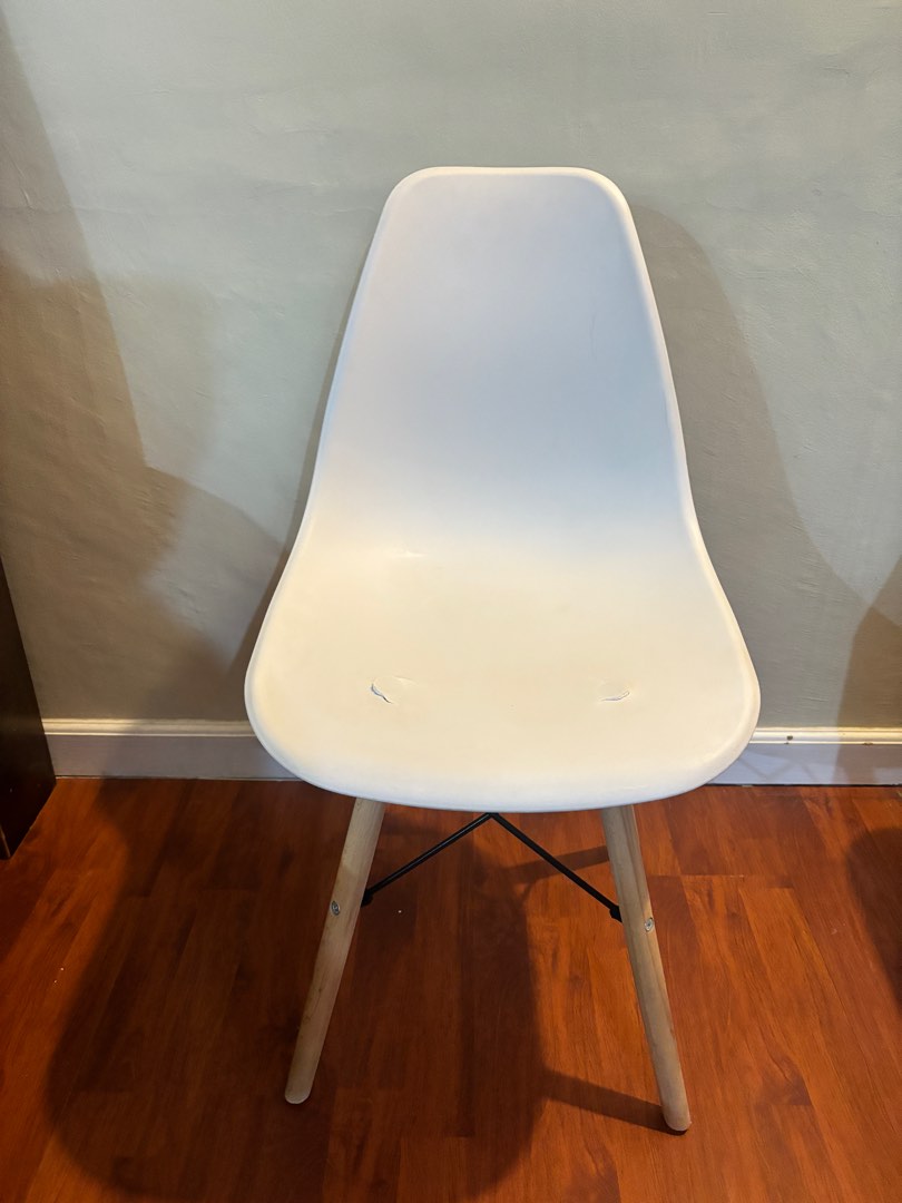 Nordic char white, Furniture & Home Living, Furniture, Chairs on Carousell