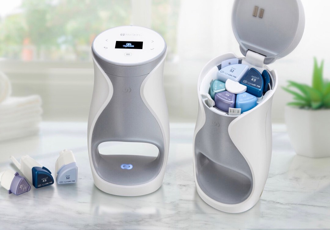 Nu Skin Ageloc Me (DEVICE ONLY), Beauty & Personal Care, Face, Face ...