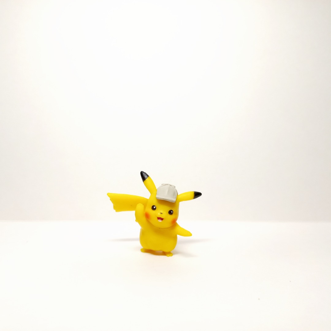 Pokemon #025: DETECTIVE PIKACHU, Hobbies & Toys, Toys & Games on Carousell