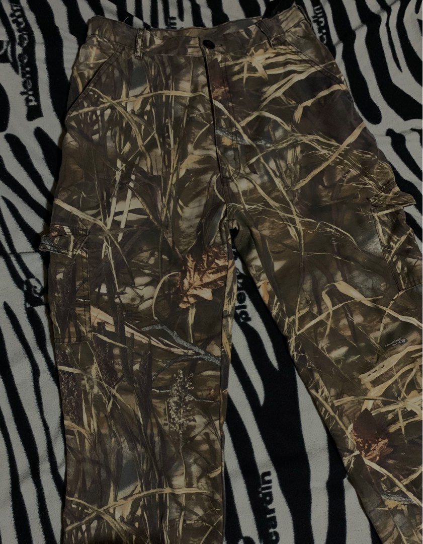 Real tree cargo pants, Men's Fashion, Bottoms, Jeans on Carousell