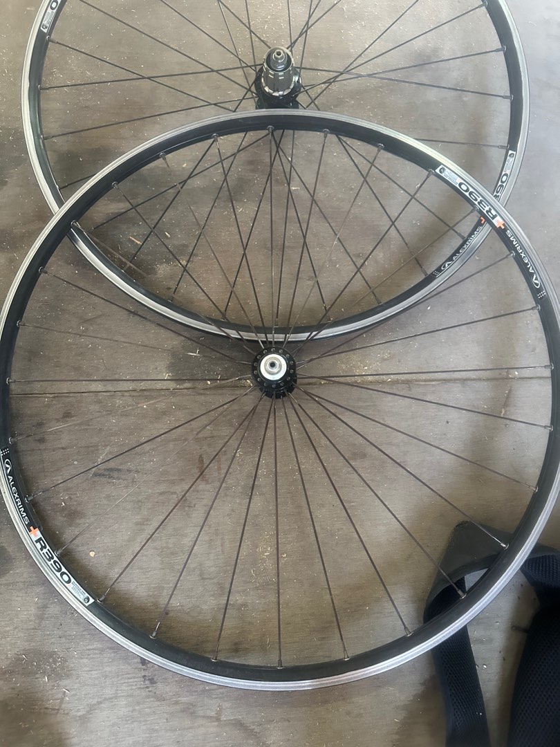 roadbike rim loud hub front and rear alexrims sram hub, 體育器材, 自行車及配件 ...