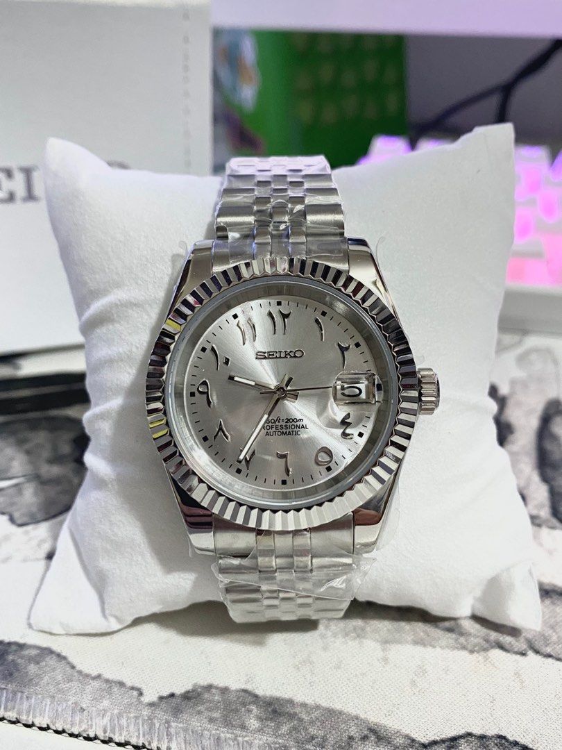 Seiko Mod Date Just Arabic White Dial, Luxury, Watches on Carousell
