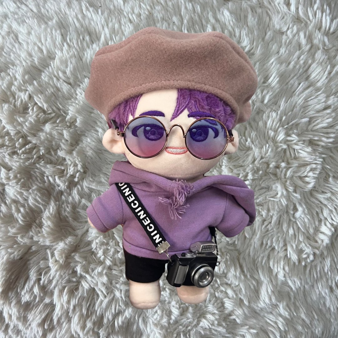seventeen wonwoo 15cm doll, Hobbies & Toys, Collectibles & Memorabilia ...